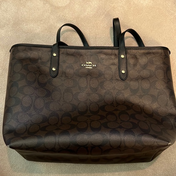 Coach | Bags | Coach Bag With Black Inside | Poshmark
